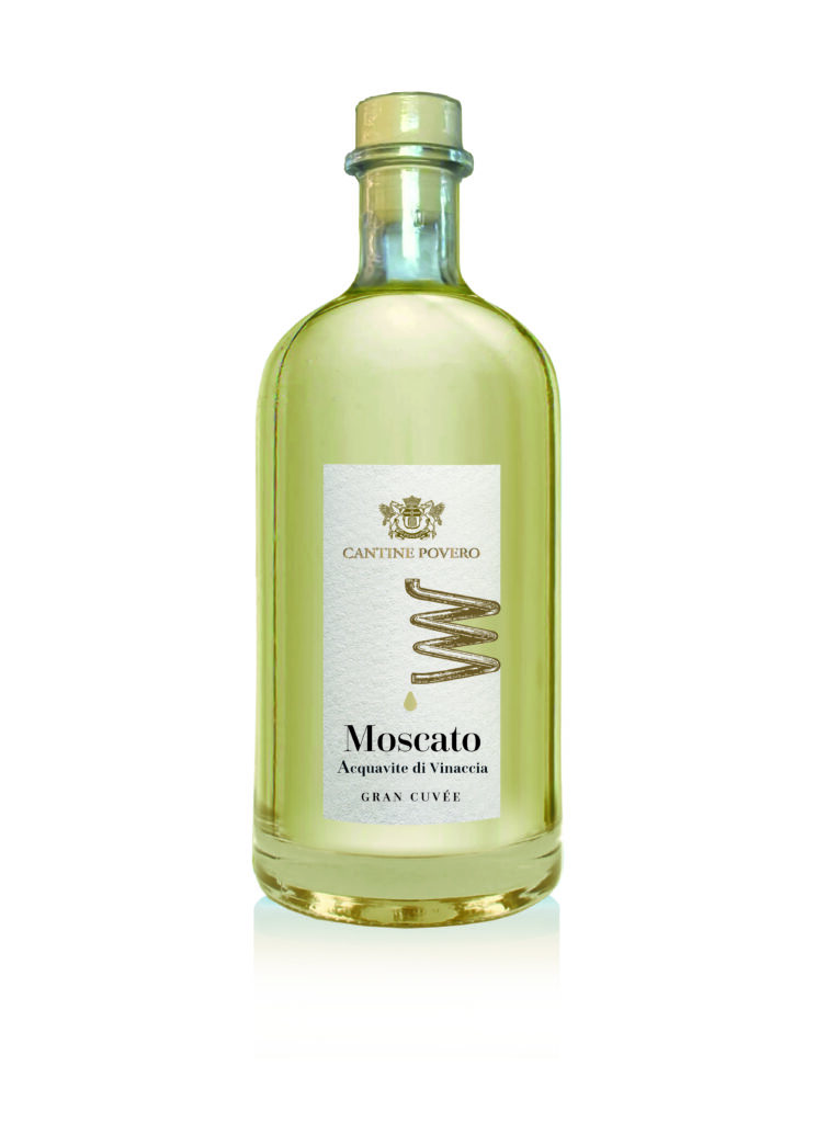 Grappa di Moscato: Aromatic Italian Spirit with Honeyed Notes